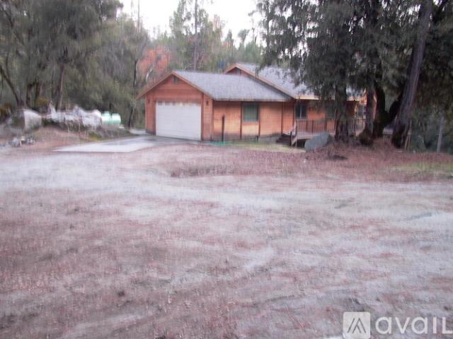 3 BR, 2 BA Apartment 6635 Mount Aukum Road, Somerset, CA 95684