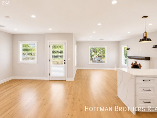 3 BR, 2 BA Apartment 6637 Tyrone Ave, Van Nuys, CA 91405