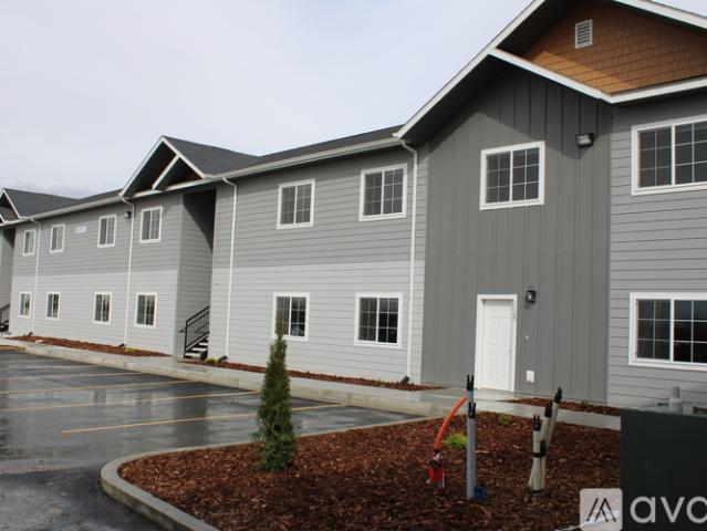 3 BR, 2 BA Apartment 665 Heyburn Avenue West, Unit 1104 & 1204, Twin Falls, ID 83301