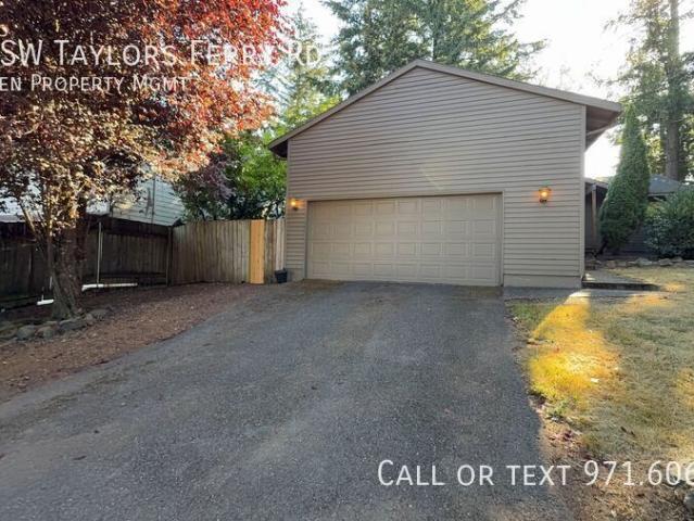 3 BR, 2 BA Apartment 6677 SW Taylors Ferry Rd, Portland, OR 97223