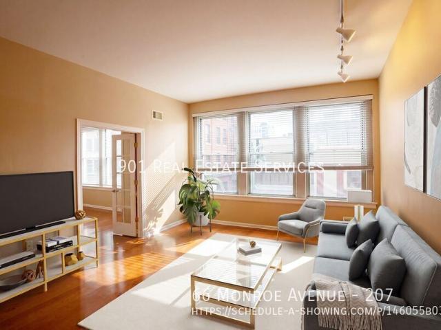 3 BR, 2 BA Apartment 66 Monroe Avenue, Memphis, TN 38103