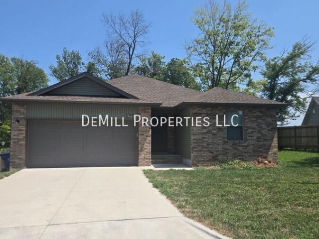 3 BR, 2 BA Apartment 672 South Southgate Drive, Nixa, MO 65714
