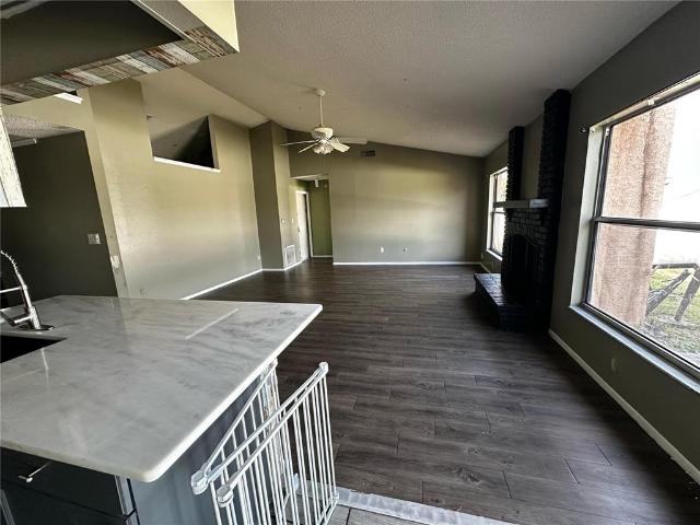 3 BR, 2 BA Apartment 6751 Gadwall Lane, Orlando, FL 32810