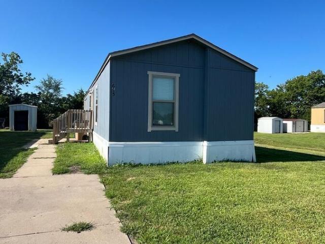 3 BR, 2 BA Apartment 675 Mills Dr Towanda, KS 67144