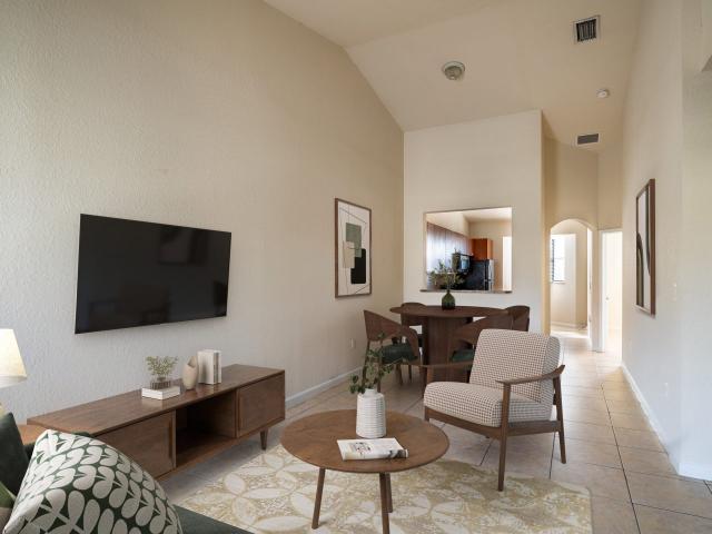 3 BR, 2 BA Apartment 679 Northeast 35th Avenue Unit 3335 201, Homestead, FL 33033