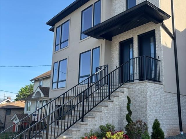 3 BR, 2 BA Apartment 67 W Harwood Terrace, Unit 1, Palisades Park, NJ 07650