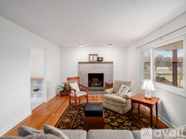 3 BR, 2 BA Apartment 6875 Central College Rd, New Albany, OH 43054