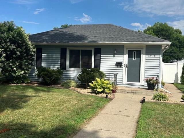 3 BR, 2 BA Apartment 6913 Sheridan Avenue S, Richfield, MN 55423