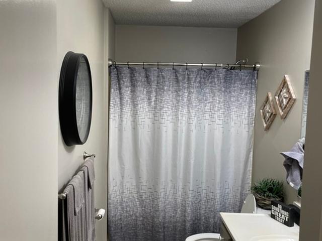 3 BR, 2 BA Apartment 6924 E Emory Rd, Unit 1, Knoxville, TN 37918