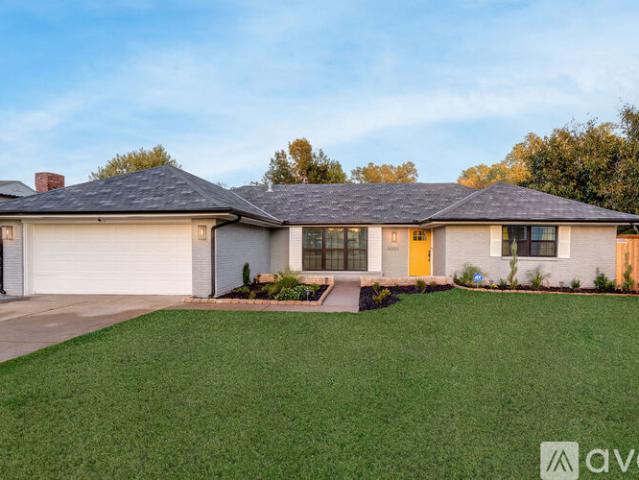 3 BR, 2 BA Apartment 6001 Glencove Pl, Oklahoma City, OK 73132