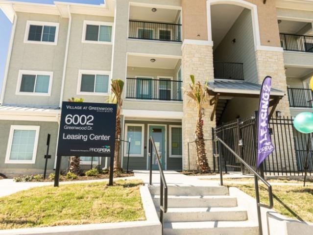 3 BR, 2 BA Apartment 6002 Greenwood Drive, Corpus Christi, TX 78417