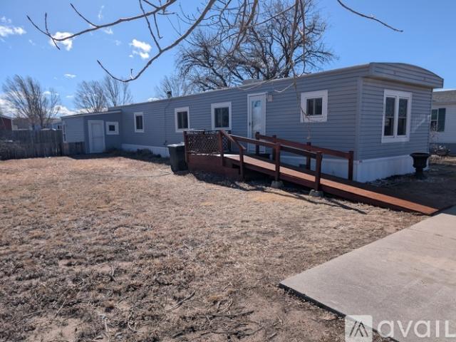 3 BR, 2 BA Apartment 601 Dallas Rd, Cheyenne, WY 82007