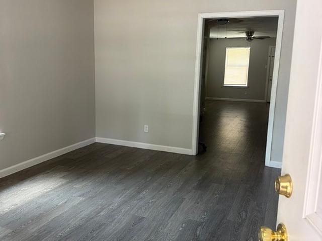 3 BR, 2 BA Apartment 605 S San Felipe Ave, San Antonio, TX 78237
