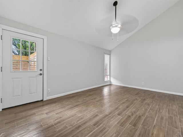 3 BR, 2 BA Apartment 6102 Crakston Street, Houston, TX 77084
