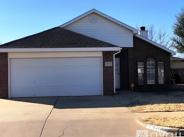 3 BR, 2 BA Apartment 6113 17th St, Lubbock, TX 79416