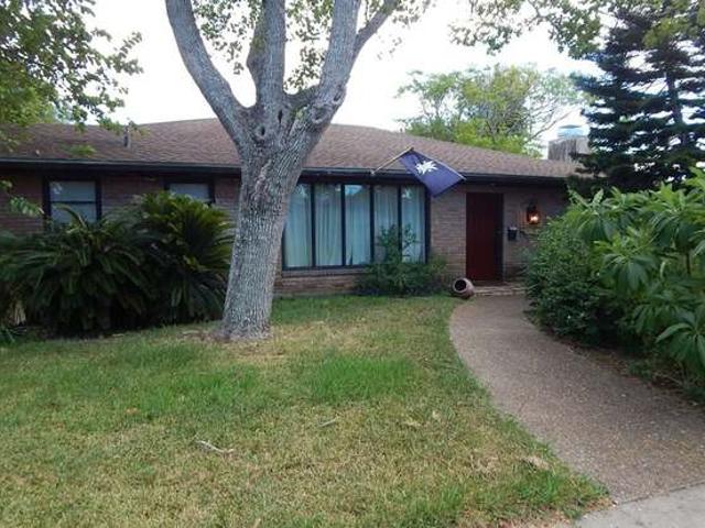 3 BR, 2 BA Apartment 611 WILSHIRE PL, CORPUS CHRISTI, TX 78411