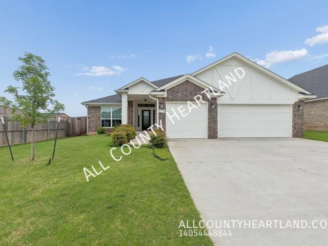 3 BR, 2 BA Apartment 612 Firefork Ave, Yukon, OK 73099