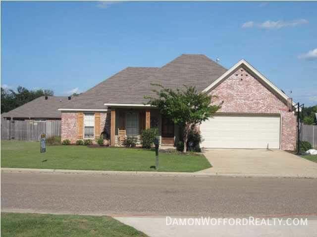 3 BR, 2 BA Apartment 614 Oak Park Cir, Pearl, MS 39208