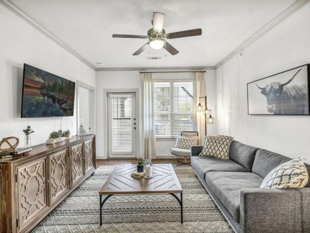 3 BR, 2 BA Apartment 6155 Eckhert Road Unit 17204, San Antonio, TX 78240