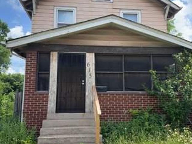3 BR, 2 BA Apartment 615 Vermont St, Gary, IN 46402