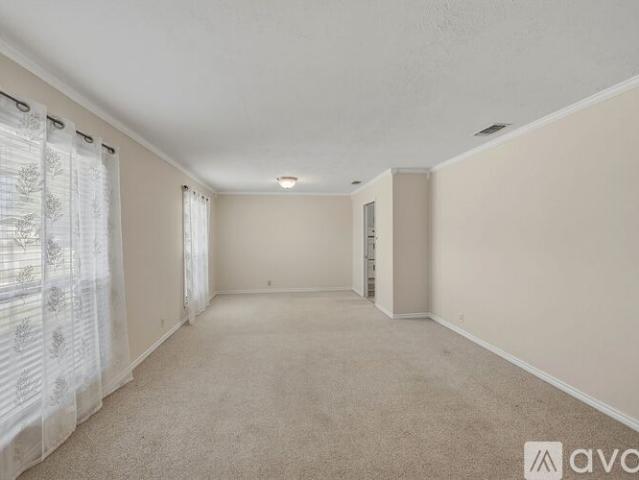 3 BR, 2 BA Apartment 615 Amistad Blvd, Universal City, TX 78148