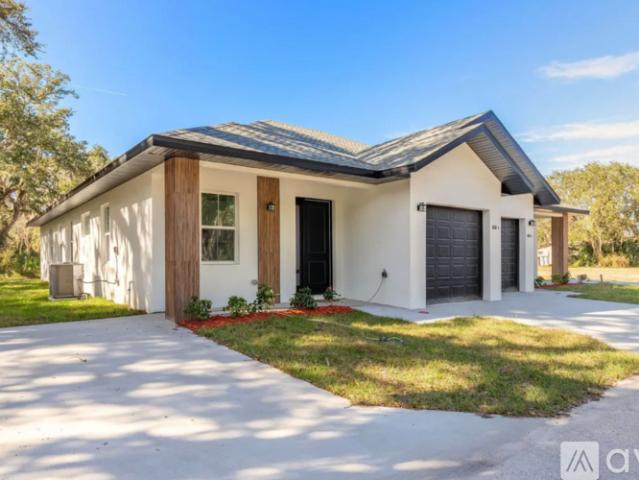 3 BR, 2 BA Apartment 618 N Duss St, New Smyrna Beach, FL 32168