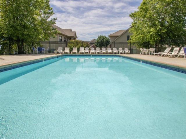 3 BR, 2 BA Apartment 6200 Clark Lane Unit 02 6617, Johnston, IA 50131