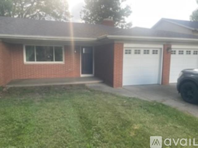 3 BR, 2 BA Apartment 6207 Grandview Drive, Erie, MI 48133