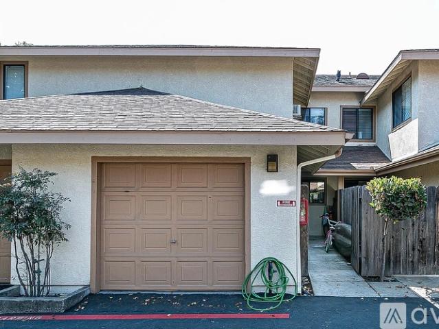 3 BR, 2 BA Apartment 62 Village Circle Drive, Unit 62, Lompoc, CA 93436