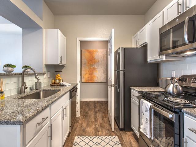 3 BR, 2 BA Apartment 6300 Windcrest Drive Unit 1525, Plano, TX 75024