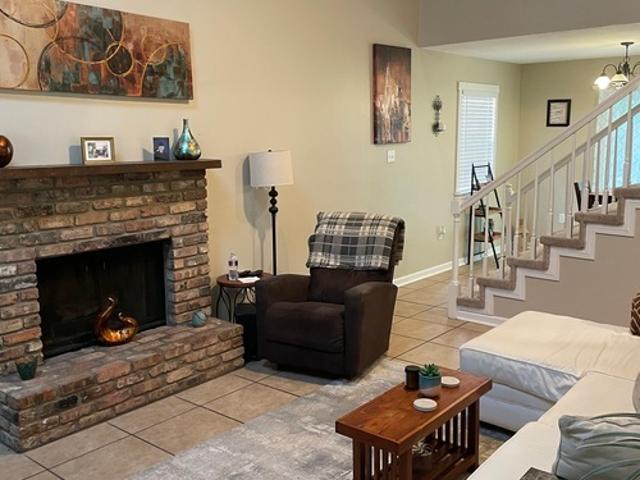 3 BR, 2 BA Apartment 631 Village Lane South, Unit A, Mandeville, LA 70471