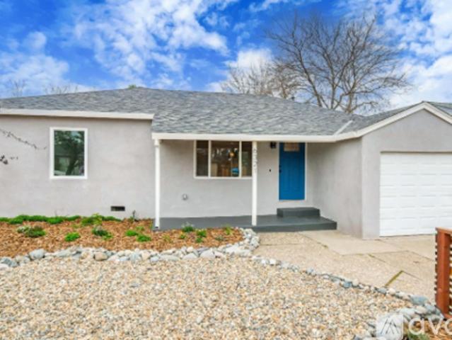 3 BR, 2 BA Apartment 6321 35th Ave, Sacramento, CA 95824