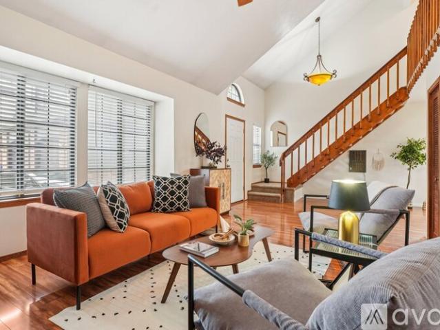 3 BR, 2 BA Apartment 6321 Oak Court, Arvada, CO 80004