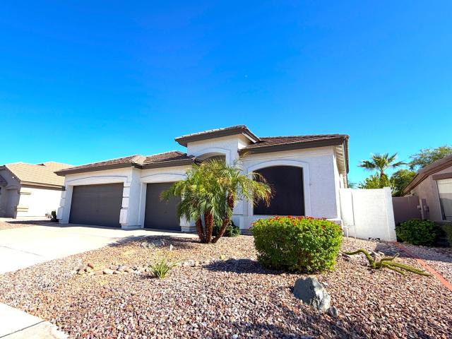 3 BR, 2 BA Apartment 637 W Citrus Way, Chandler, AZ 85248