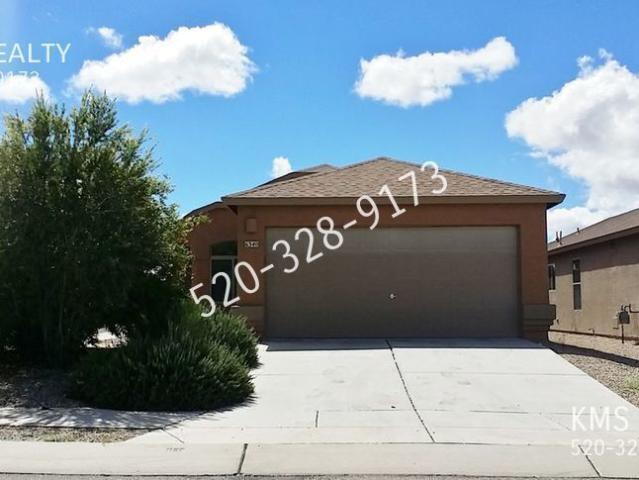 3 BR, 2 BA Apartment 6340 E Garden Stone Drive, Tucson, AZ 85756