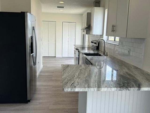3 BR, 2 BA Apartment 6351 Coniston St, Port Charlotte, FL 33981