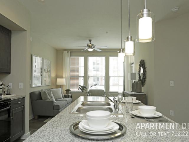 3 BR, 2 BA Apartment 6 Doney St, Houston, TX 77023