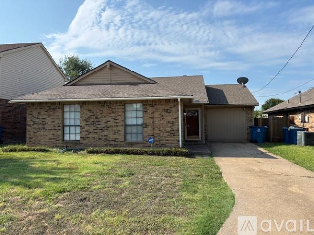 3 BR, 2 BA Apartment 7408 Catamaran Drive, Rowlett, TX 75088