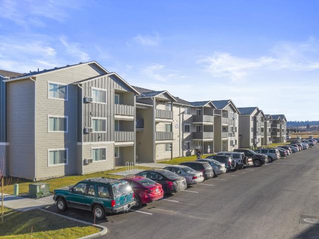 3 BR, 2 BA Apartment 7410 S Hayford Rd Unit E E 307, Spokane, WA 99224