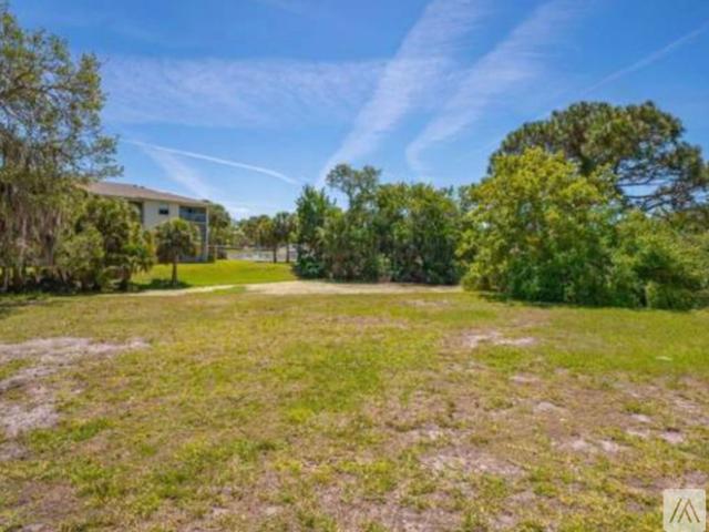 3 BR, 2 BA Apartment 7425 Curtiss Avenue, Sarasota, FL 34231