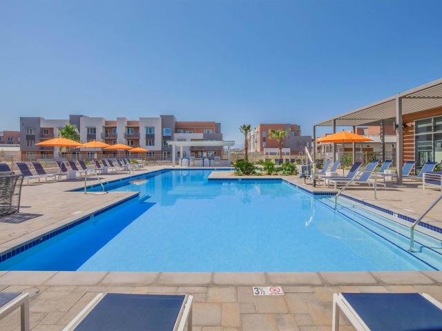 3 BR, 2 BA Apartment 74699 Technology Drive Unit 10302, Palm Desert, CA 92211