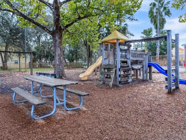 3 BR, 2 BA Apartment 7507 Beach Boulevard Unit 1703, Jacksonville, FL 32216