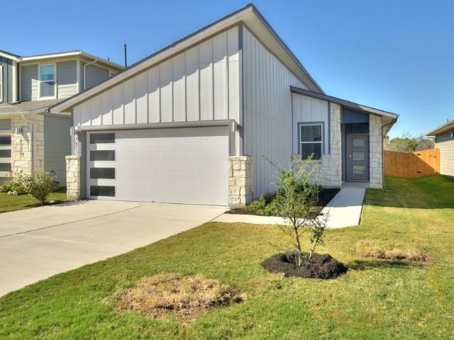 3 BR, 2 BA Apartment 7512 Daves Landing Dr, Austin, TX 78724