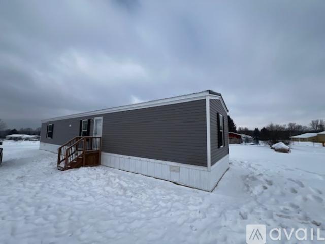 3 BR, 2 BA Apartment 7551 Riverside Dr, Unit 2, Saranac, MI 48881