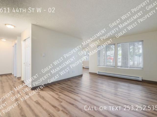 3 BR, 2 BA Apartment 7611 44th St W, University Place, WA 98466
