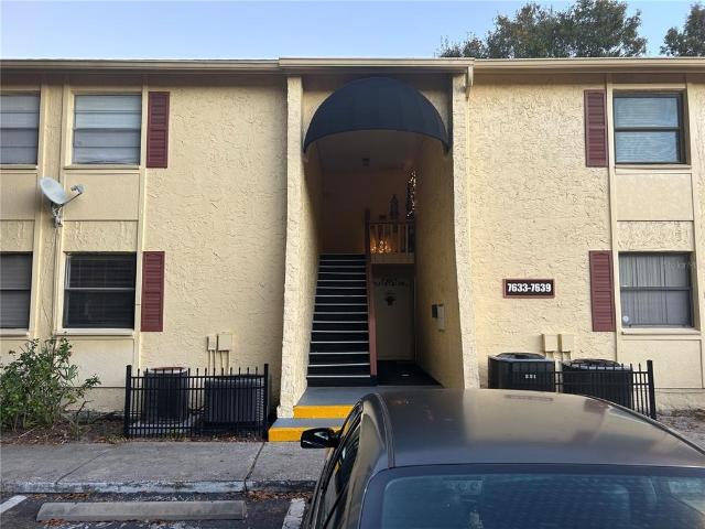 3 BR, 2 BA Apartment 7633 Dolonita Drive, Tampa, FL 33615
