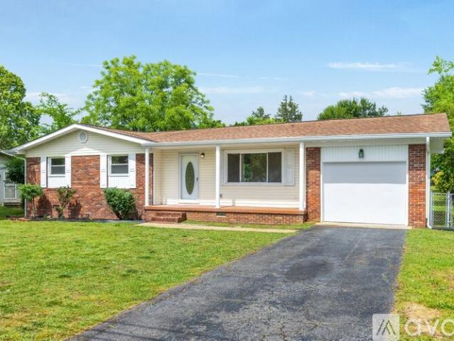 3 BR, 2 BA Apartment 7713 Standifer Gap Rd, Chattanooga, TN 37421