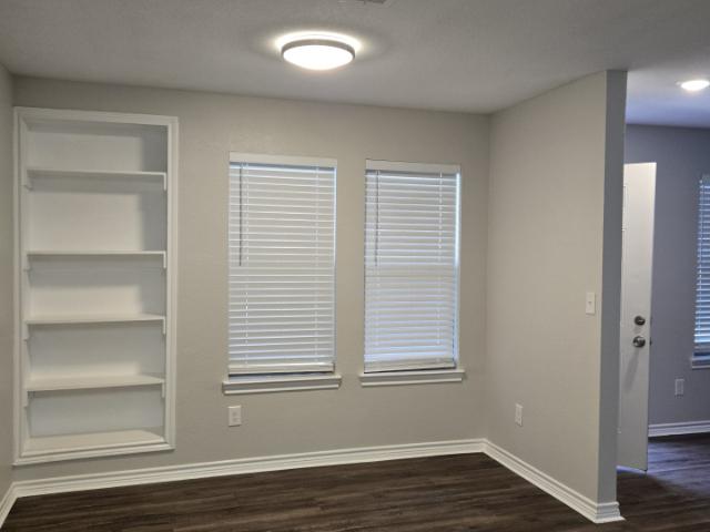 3 BR, 2 BA Apartment 7800 Irish Drive Unit 56 131, North Richland Hills, TX 76180