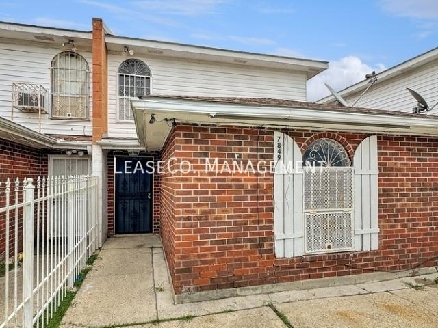 3 BR, 2 BA Apartment 7849 Sail St, New Orleans, LA 70128