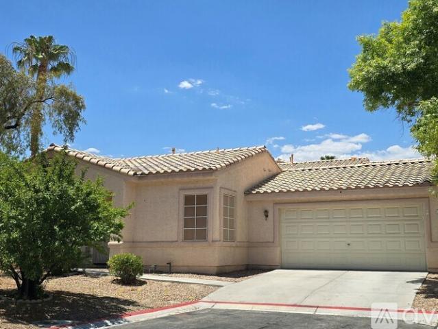 3 BR, 2 BA Apartment 7905 Hornbeam Court, Las Vegas, NV 89131